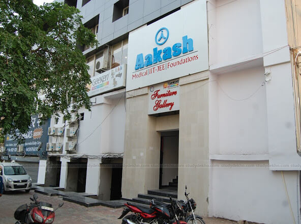 Aakash Institute, Viraj Khand, Gomti Nagar, Lucknow | Fees, Reviews ...